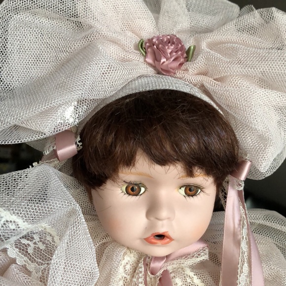 Elsie Massey | Other | Elsie Massey Vintage Victorian Collectible Doll ...